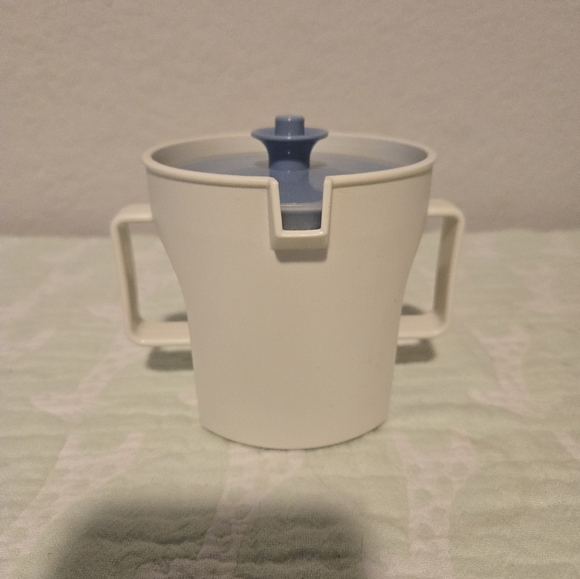 Tupperware | Kitchen | Vintage Tupperware Creamer With Lid | Poshmark